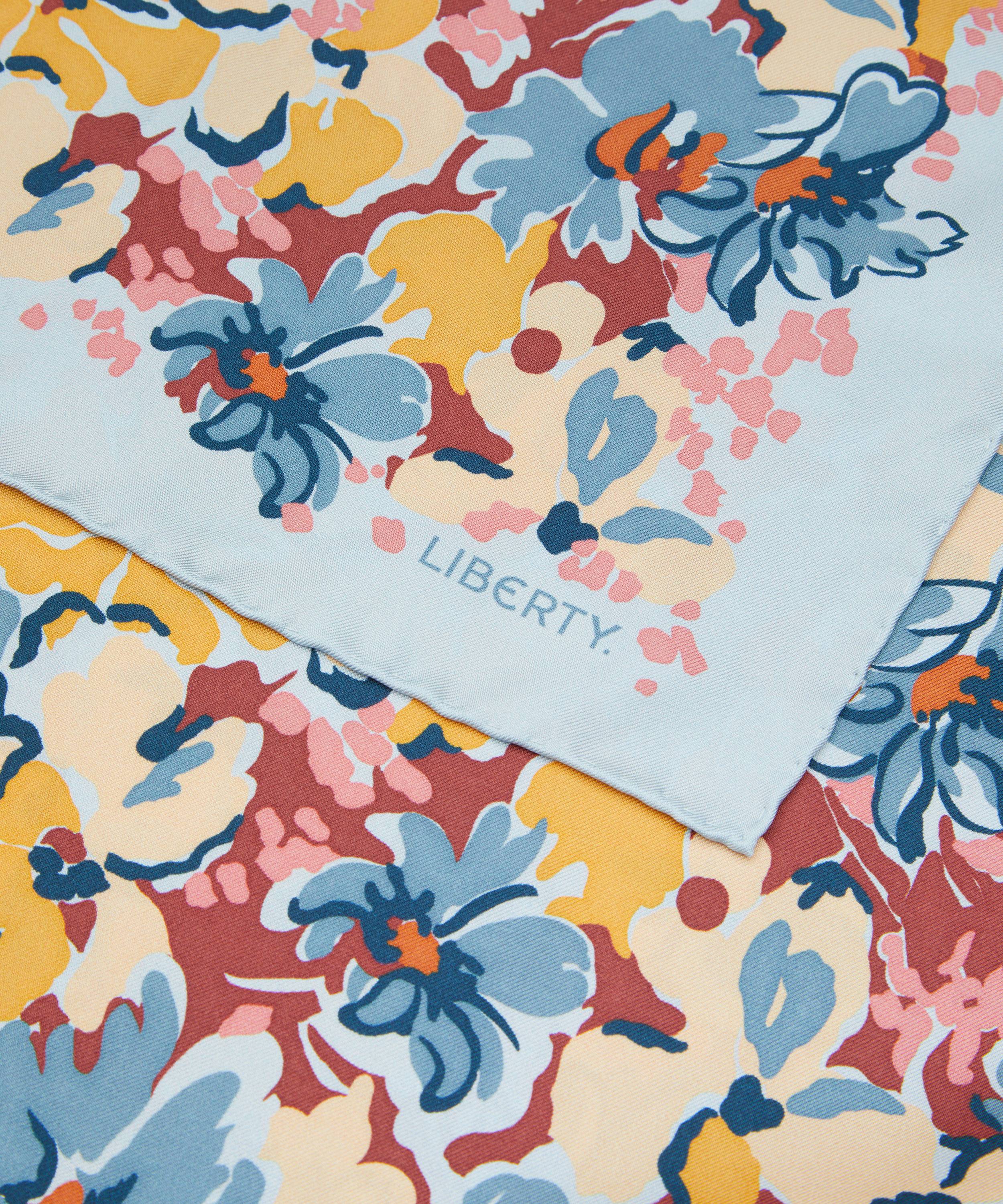 アリソン ルイス 70x70 シルク ツイル スカーフ｜リバティ Liberty 公式オンライン